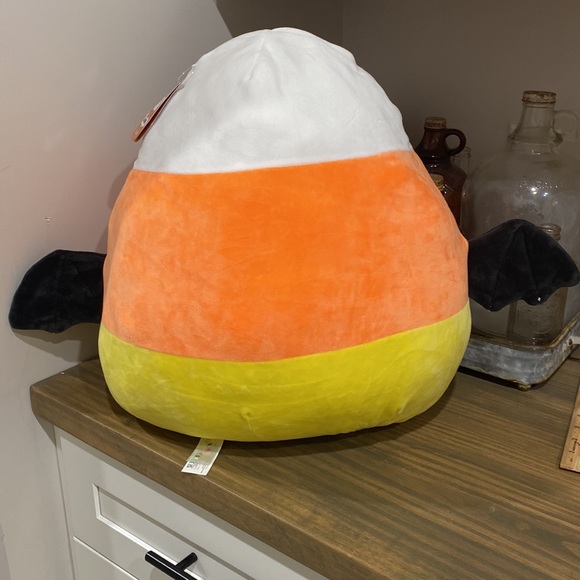 Squishmallows | Toys | Squishmallows 222 Halloween Casey The Candy Corn ...